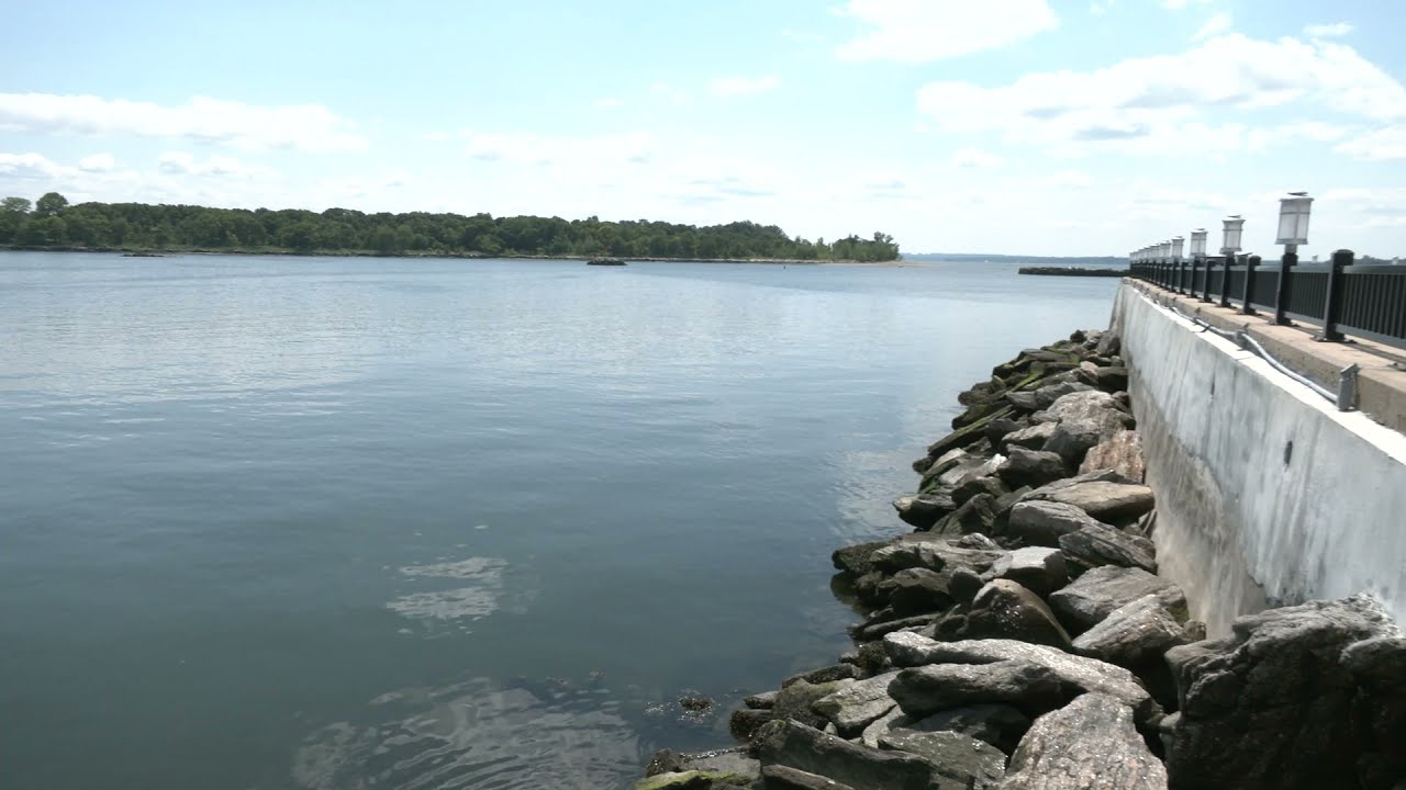 Tour of Glen Island Park and Recently Completed Seawall, I - YouTube
