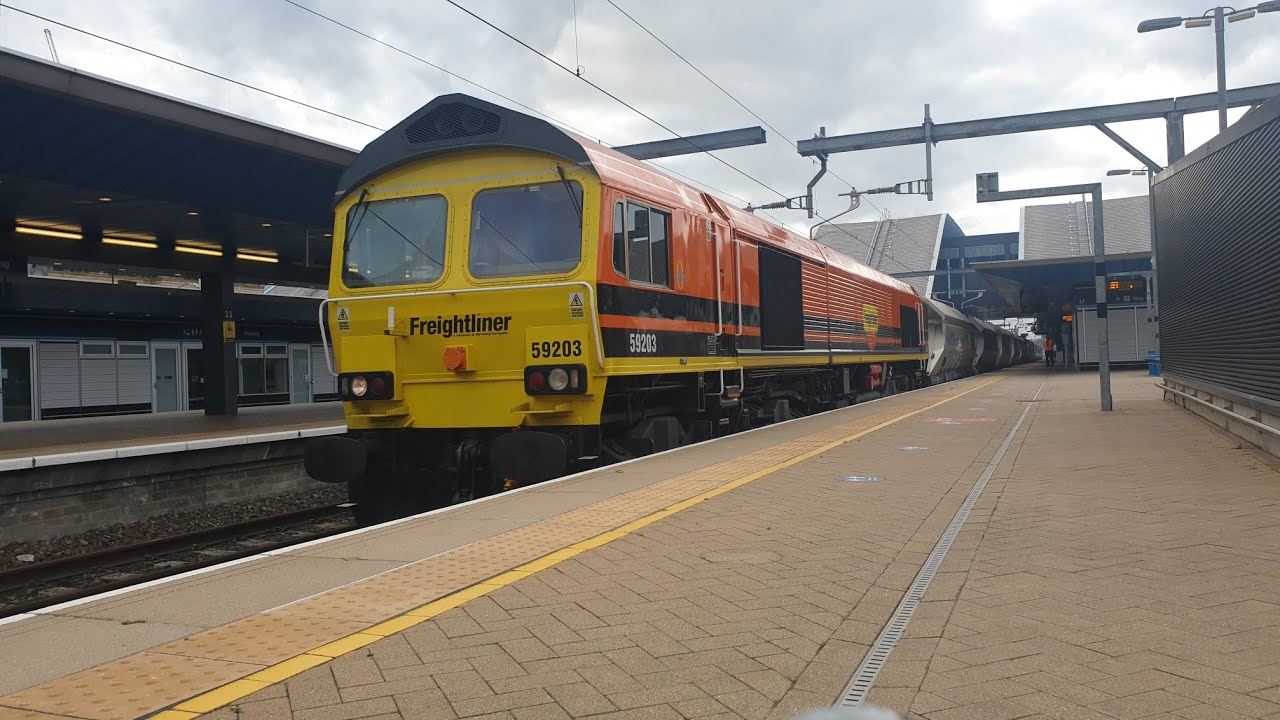 Freightliner class 59203 passes reading 13/08/2021 - YouTube