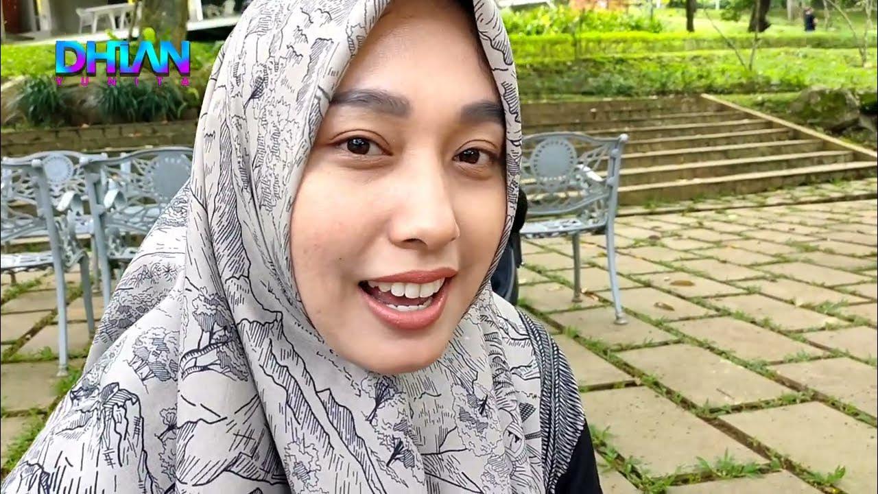Mama Cantik Makan Iga Bakar Youtube