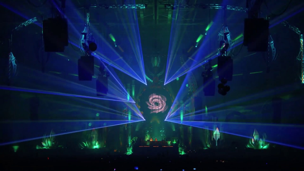 Atmozfears & Sound Rush - Crazy (Live at Qlimax 2019) - YouTube
