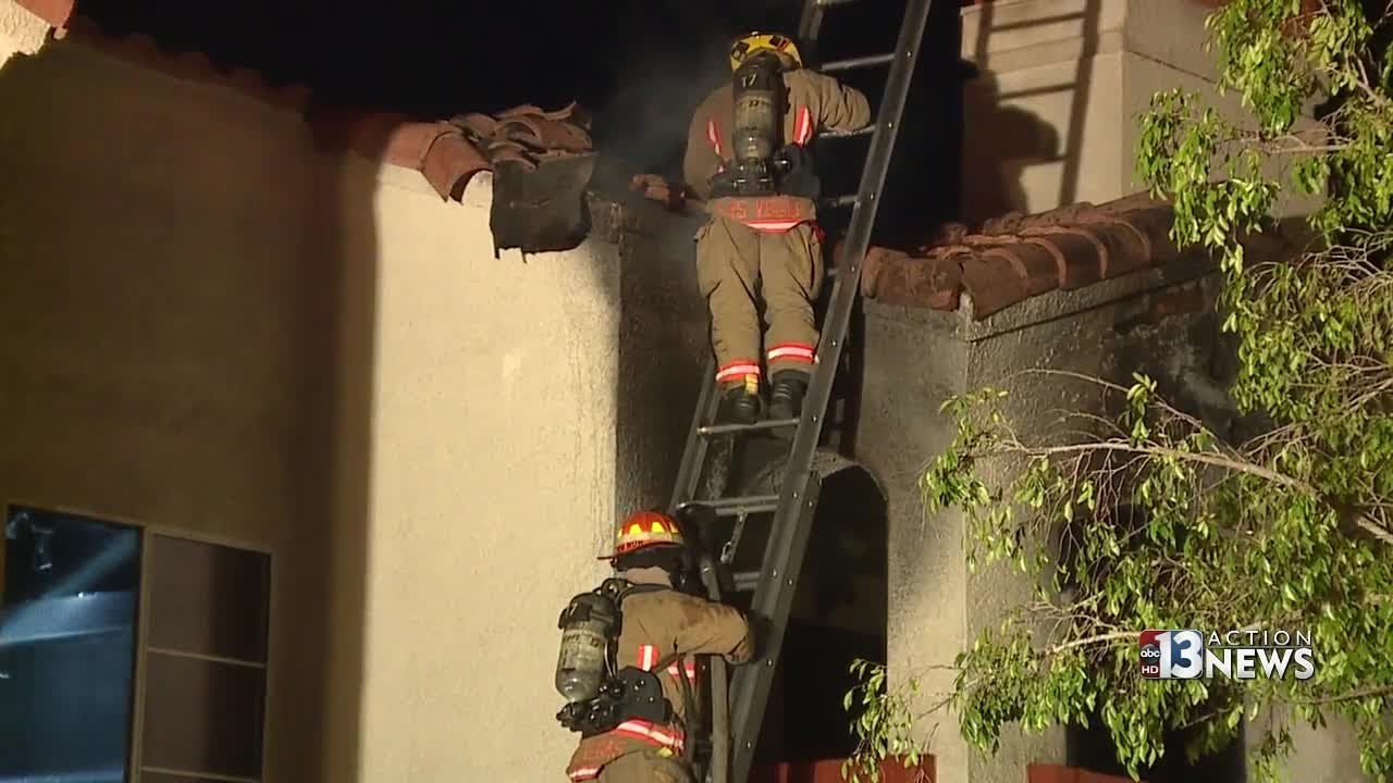 Couple uses rocks to wake up fire victims - YouTube