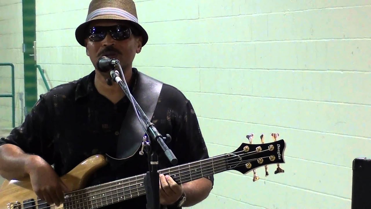 BLUES IN THE NIGHT Vince Martin - YouTube