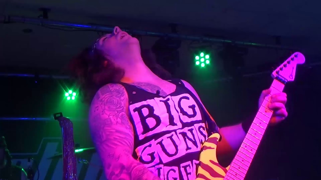 Surreal Panther - Gangbang at the Old Folks Home (Steel Panther cover ...