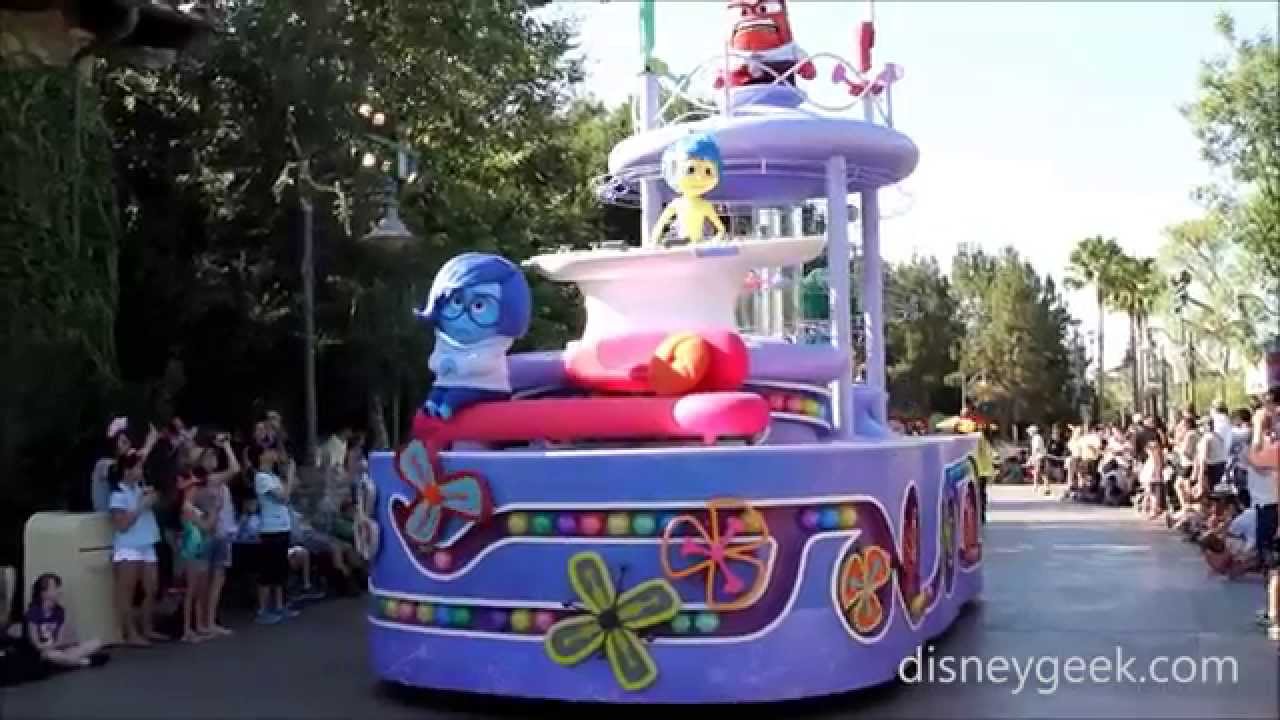DCA: Disney/Pixar Inside Out Pre-Parade - YouTube
