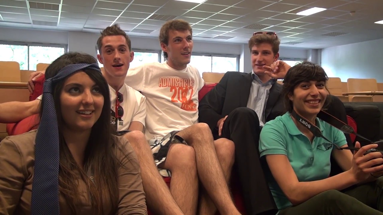 La boite à Questions de l'ESC Rennes School of Business - Première ...