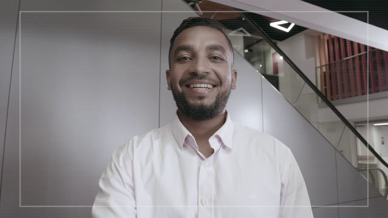 Absa Mauritius, Robotic Kiosk, Meet Abby - YouTube