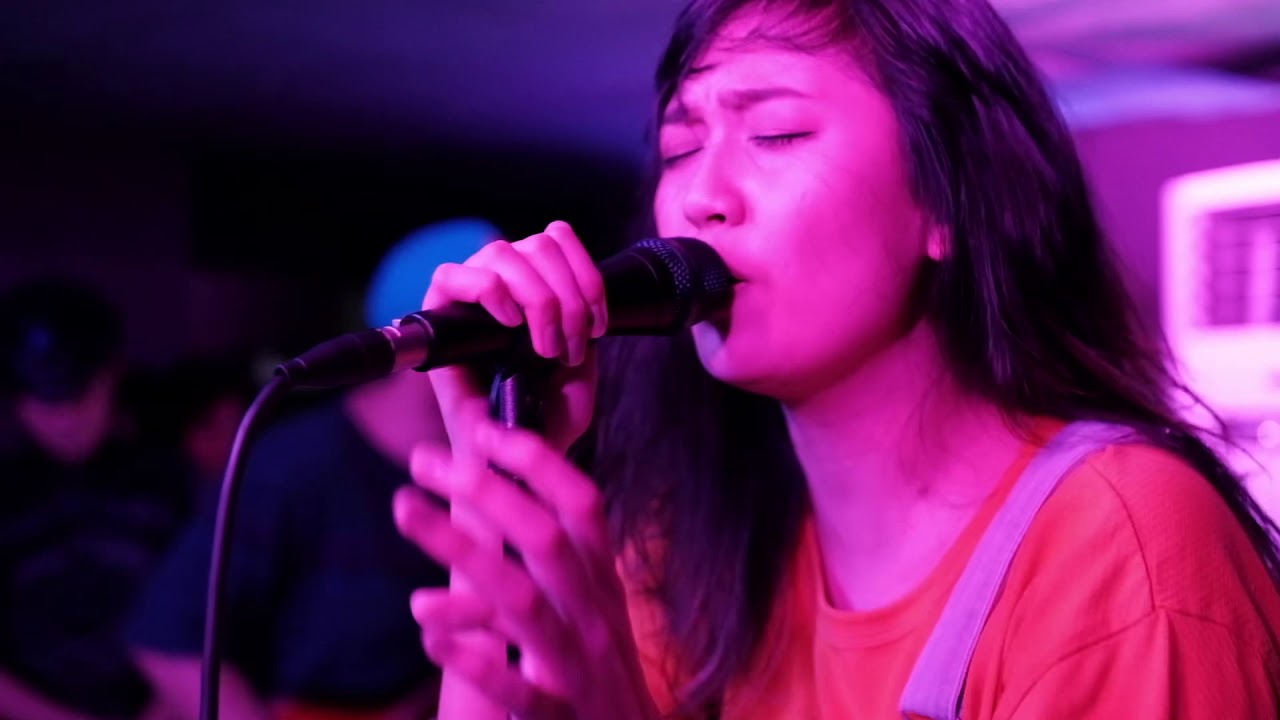 "Shiver" by Run Dorothy (10.31.2019) - YouTube