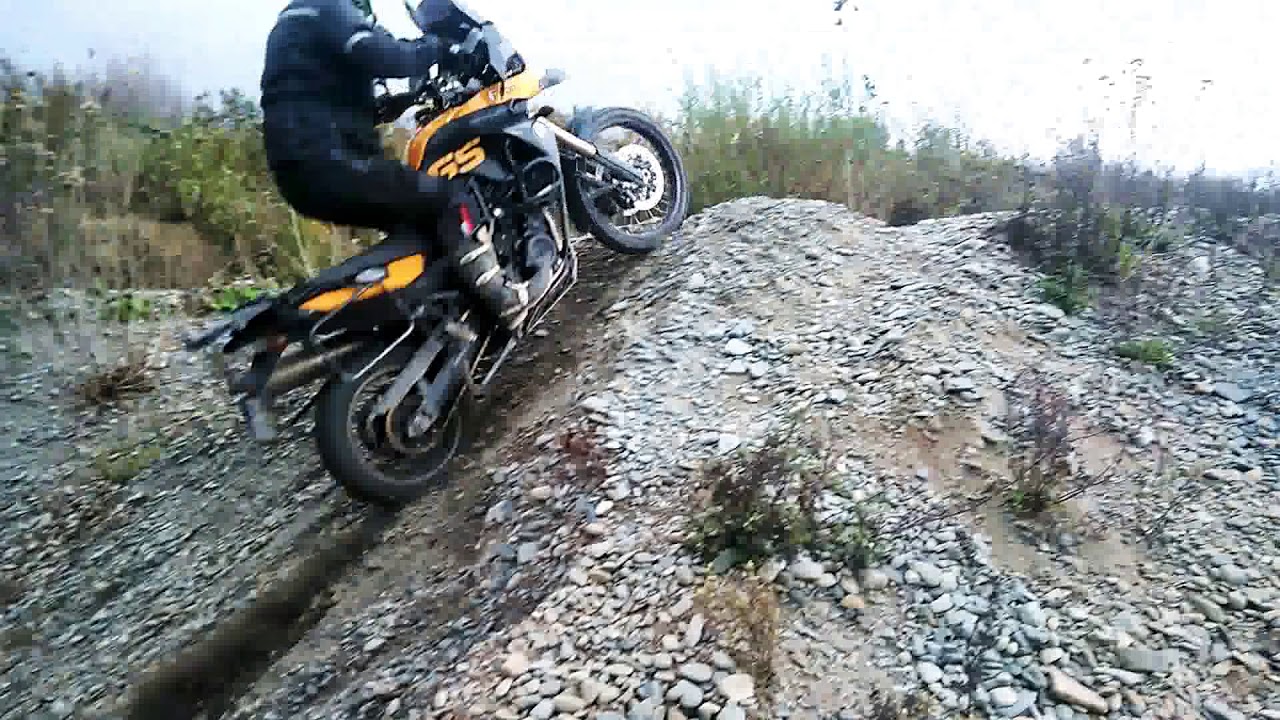 BMW F 800 GS off road test - YouTube