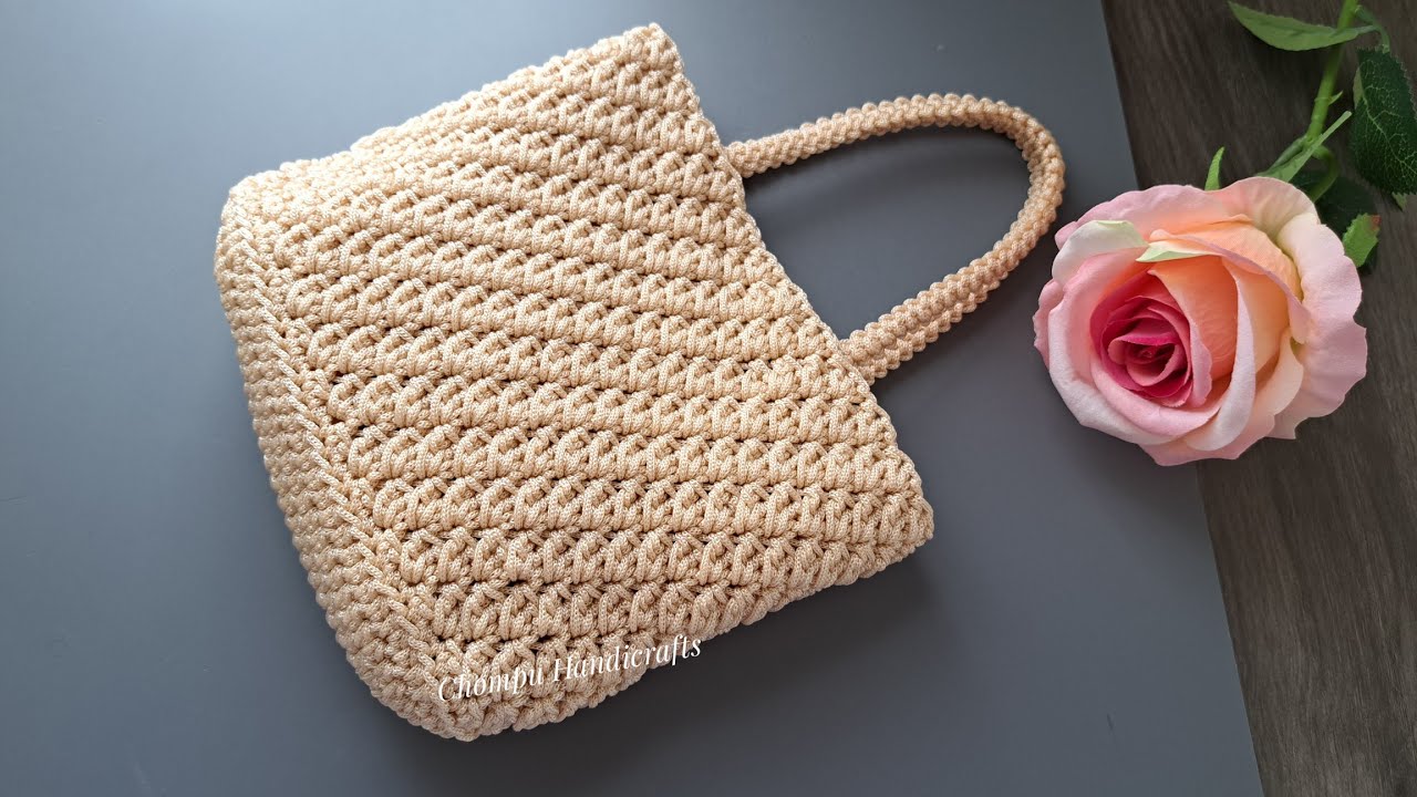 Crochet bag tutorial | Crochet mini bag for beginner - YouTube