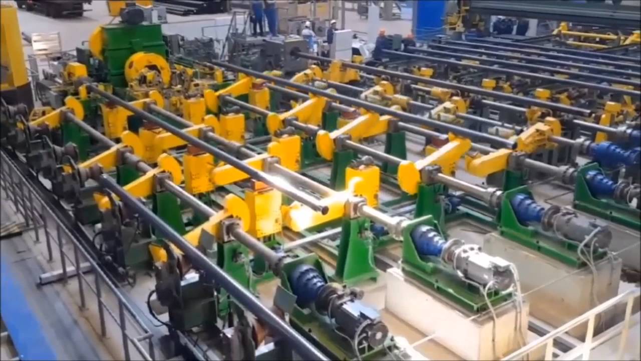 Coupling Make up Machine for oil and gas pipes ON SITE - YouTube