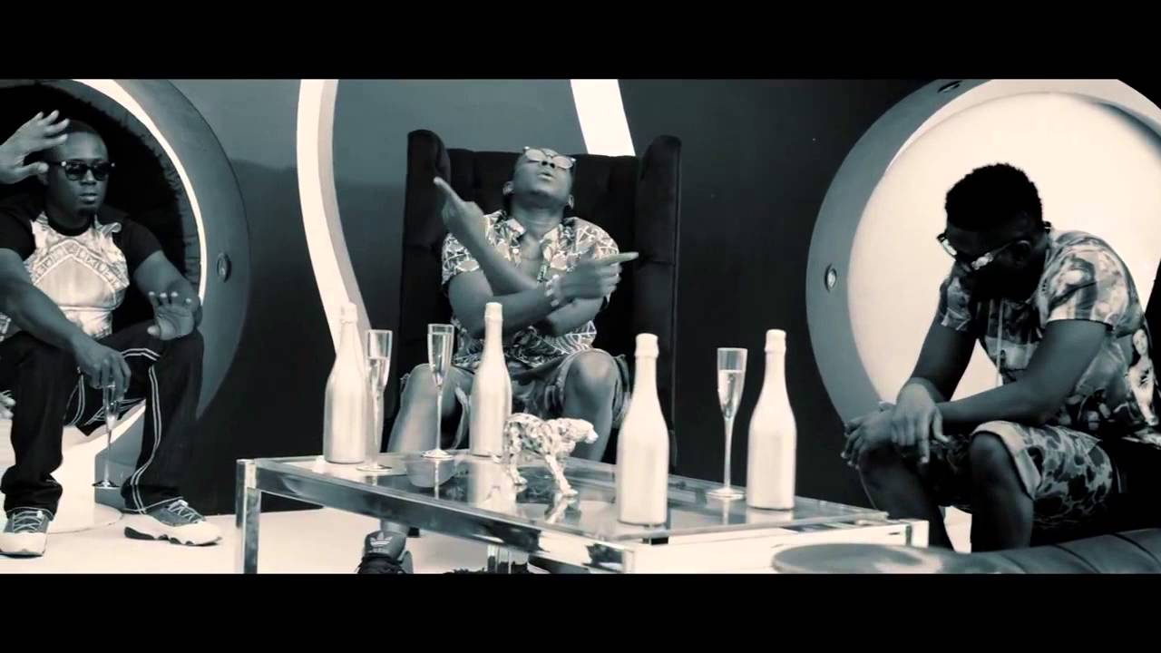 R2Bees - Love (Official Video) - YouTube