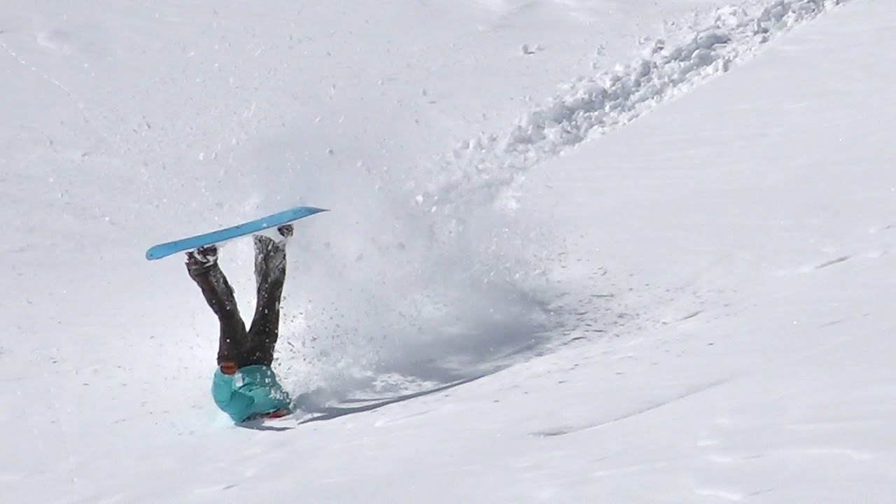 Accident de snowboard. - YouTube