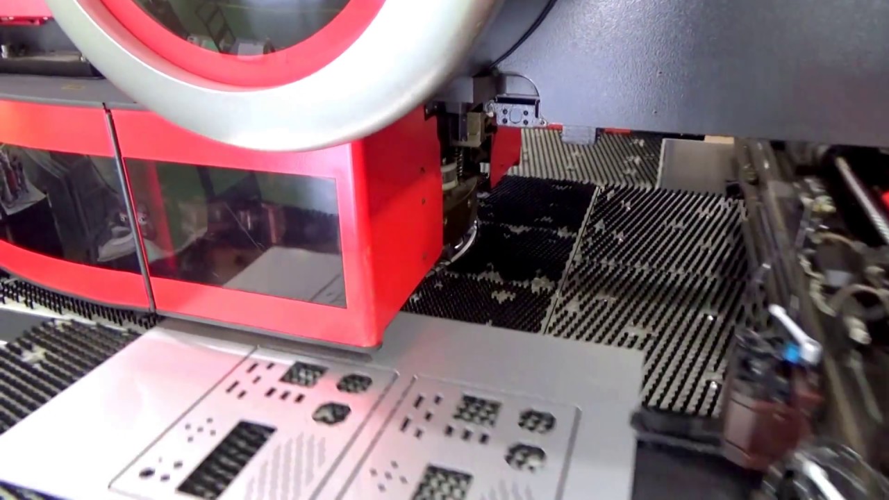 TAKACHI ENCLOSURE TURRET PUNCH PRESS OF ALUMINIUM PANELS - YouTube