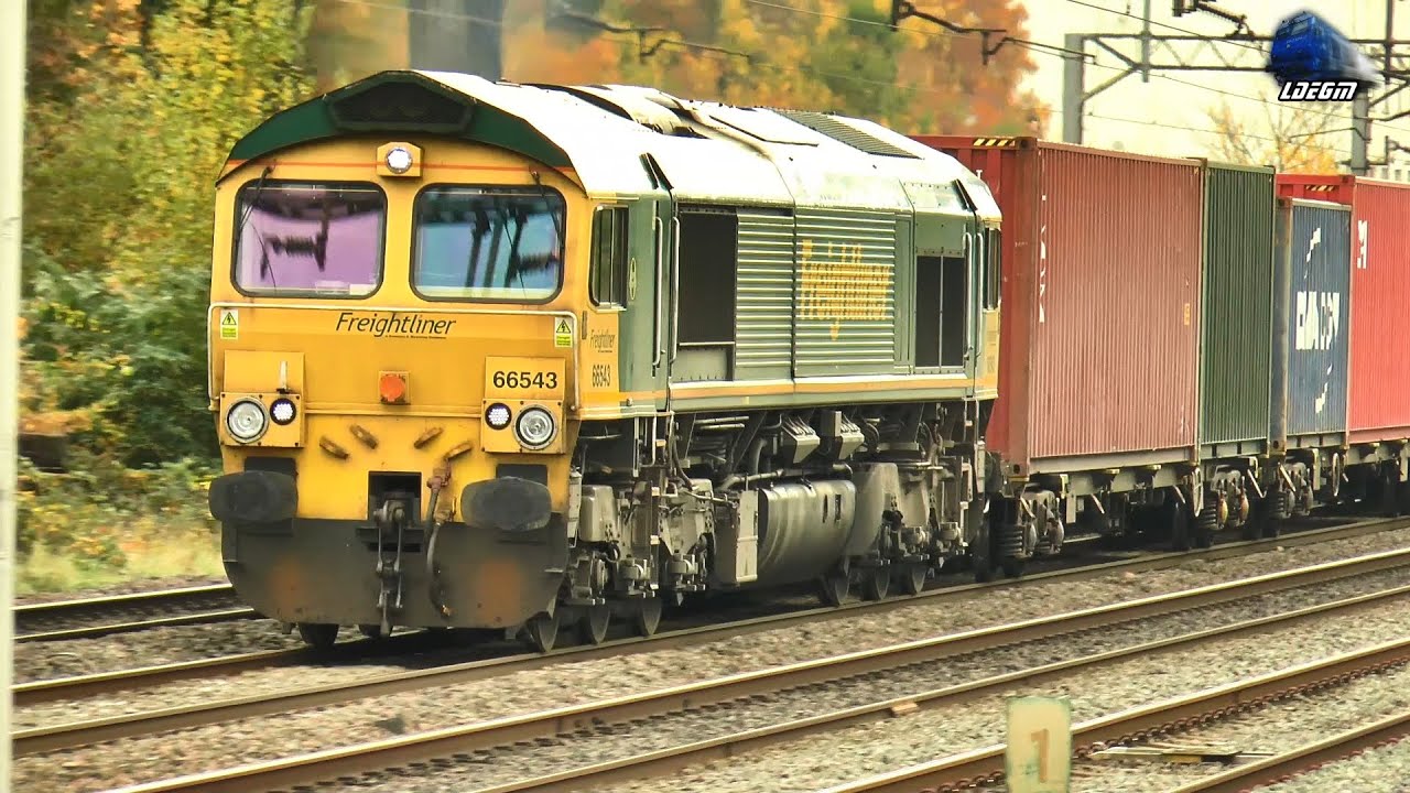 🚂 Class 66 Locomotives & Freight Trains in London, South Kenton Station ...