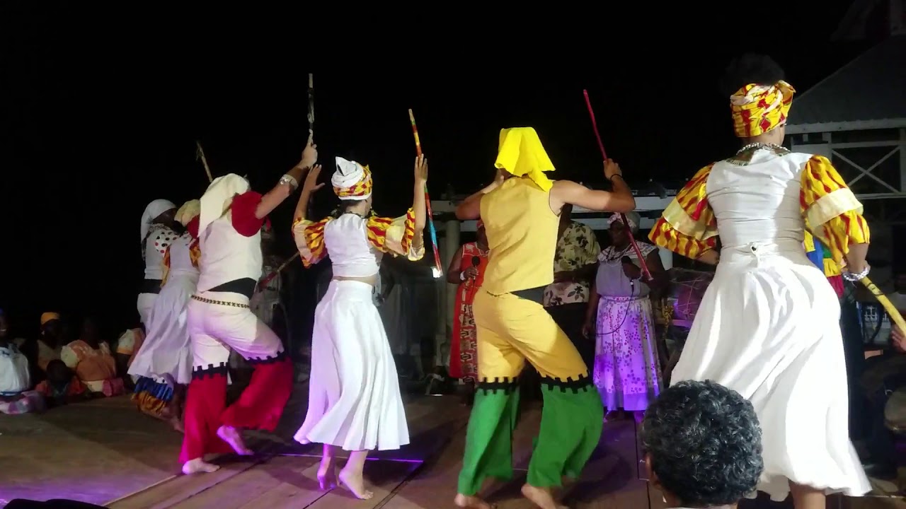 Orgulloso de ser Hondureño. Viva el ritmo punta - YouTube