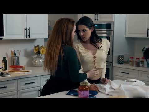 Pretty Lesbians Kissing 52