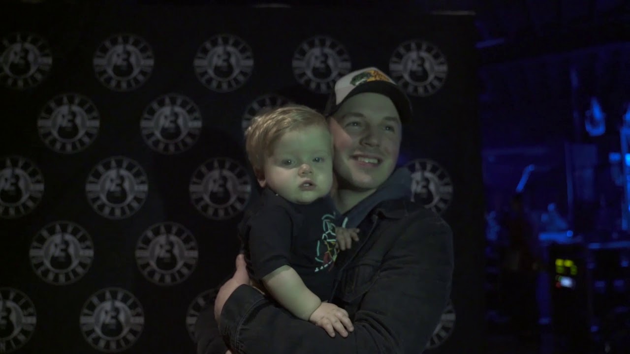 Home - Travis Denning