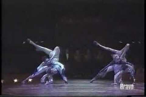 Saltimbanco Group Contortion RARE - YouTube