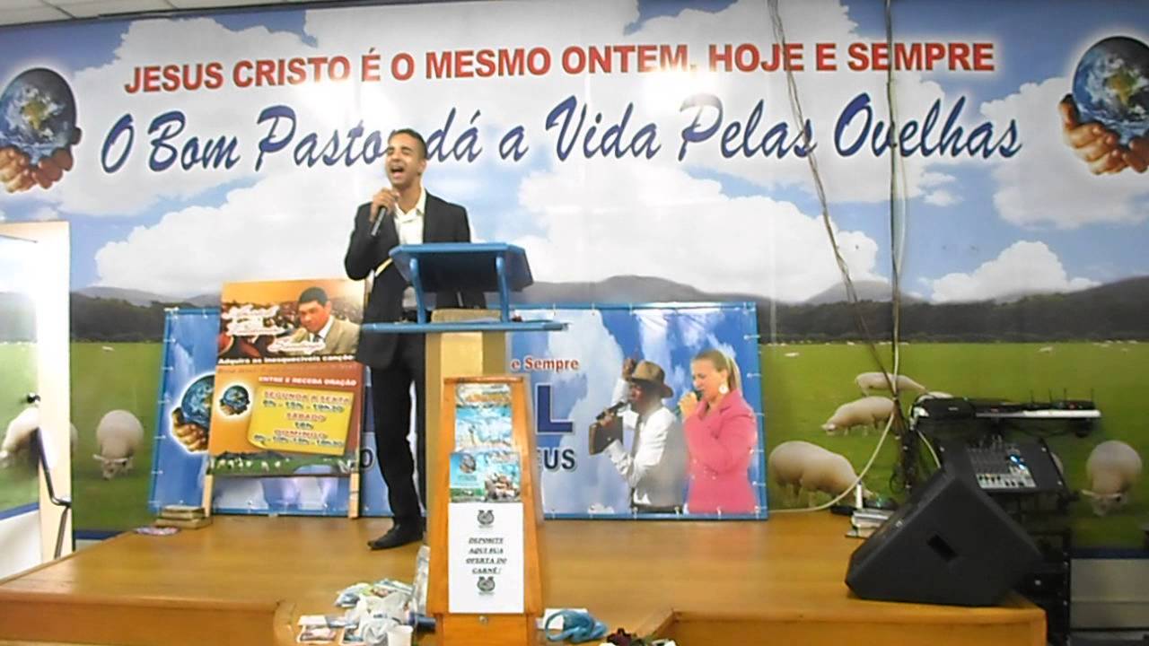 Entra Na Minha Casa ♫♫ Por David Alef / Na Igreja Mundial Poder De Deus ...