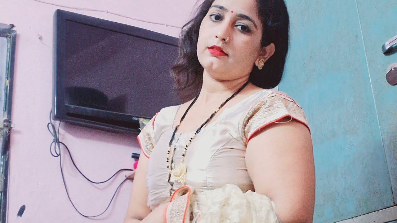 anshika actor is live - YouTube