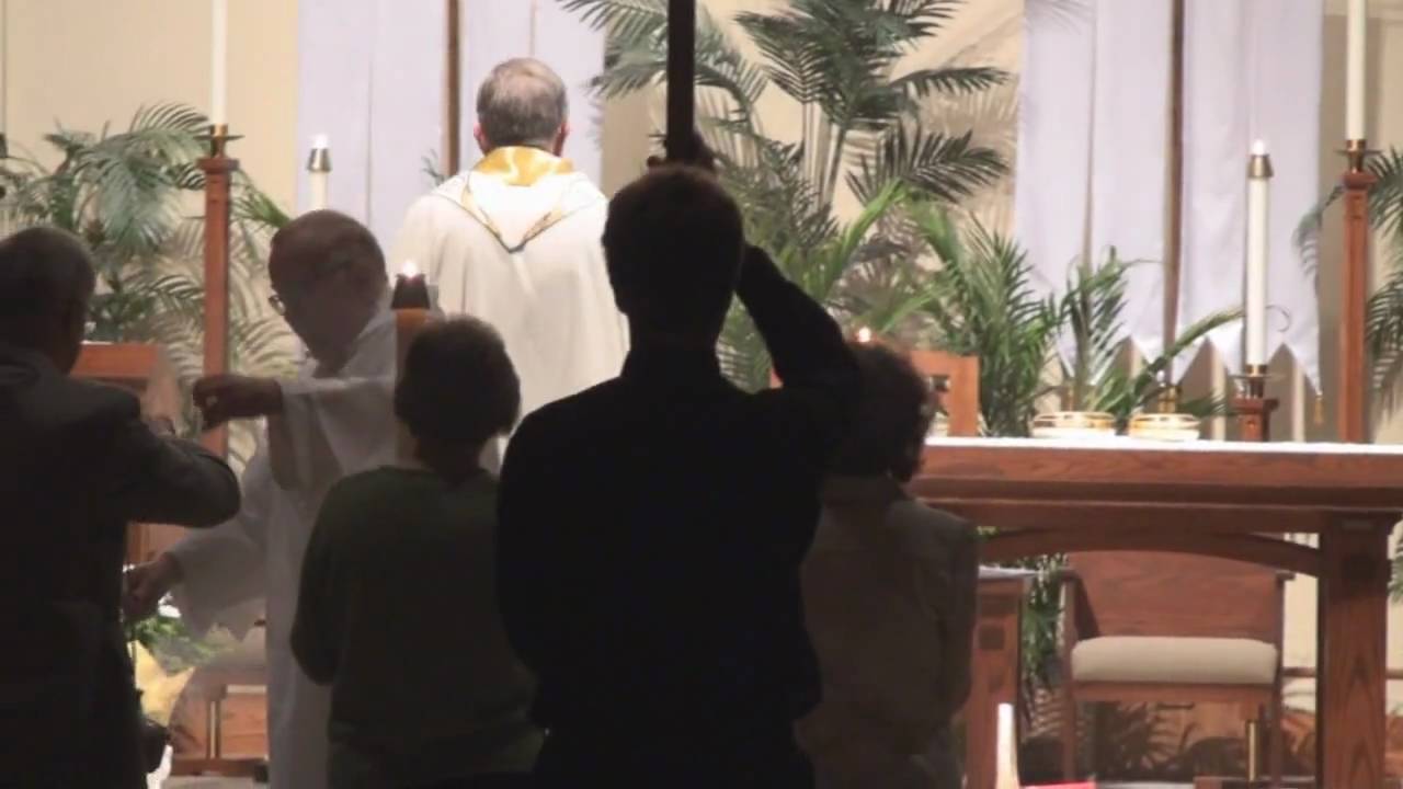 Holy Thursday - Eucharistic Procession Part 1 - YouTube