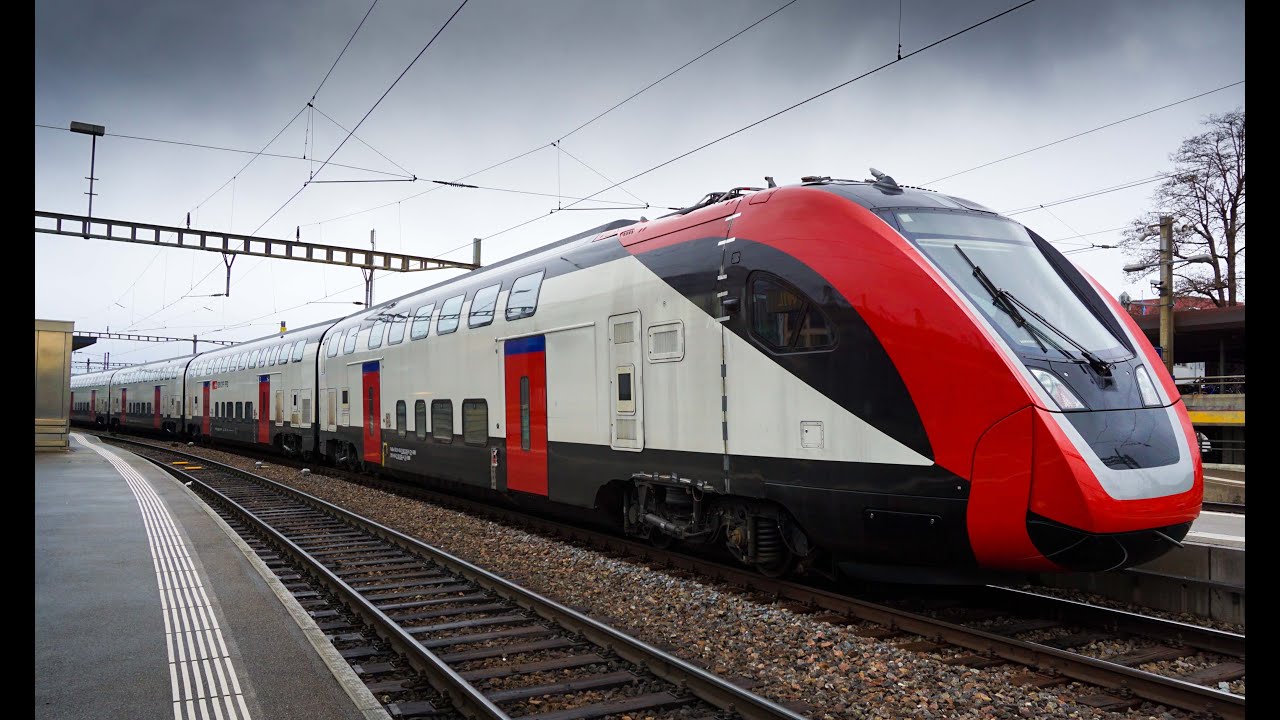 Bombardier Twindexx Swiss Express in Wil - YouTube