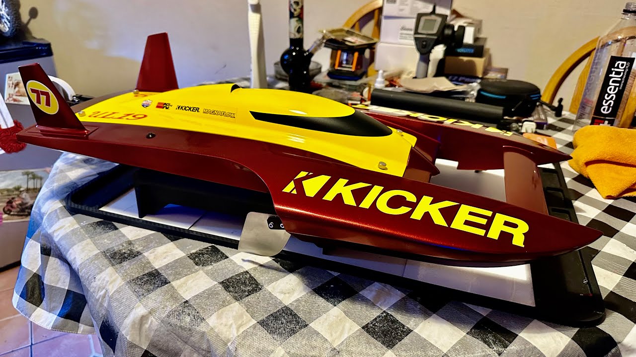 Had to do a paint correction on Custom Kicker Audio UL-19 Hydroplane 👌 ...