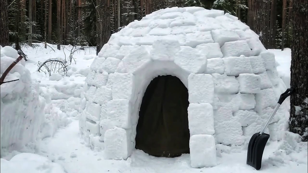 IGLOO. Build Snow House. Solo Winter Bushcraft. - YouTube