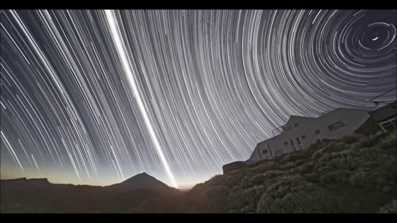 Star Trails At The Equator, The Universe Is A Rotating Ball(research ...