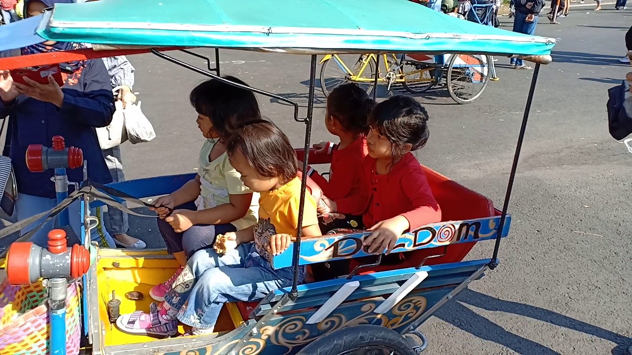 Naik Delman Domba - YouTube