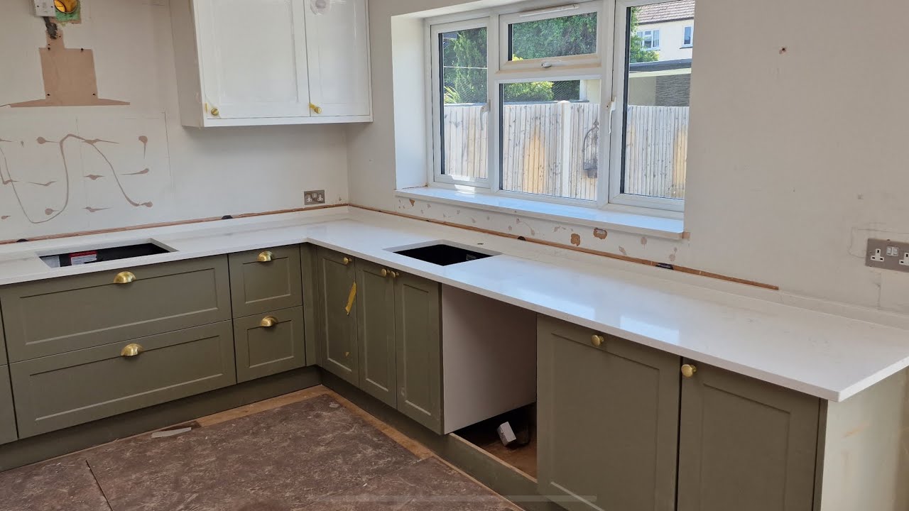 Calacatta Miranda Quartz. Kitchen Worktops Supply, Replacement ...