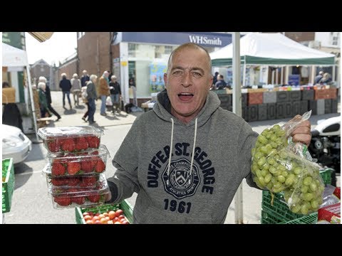 Market trader Wayne Bellows ordered to stop shouting by council after ...