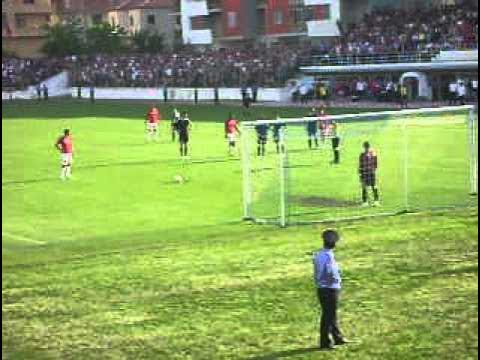 Pogradeci - K.F Skenderbeu Gol Bledi Shkembi - YouTube