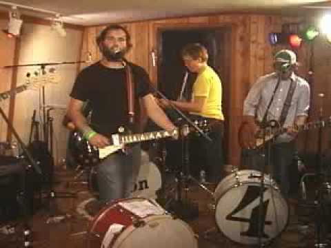 4 On The Floor - I'm Drunk On Tuesdays.flv - YouTube