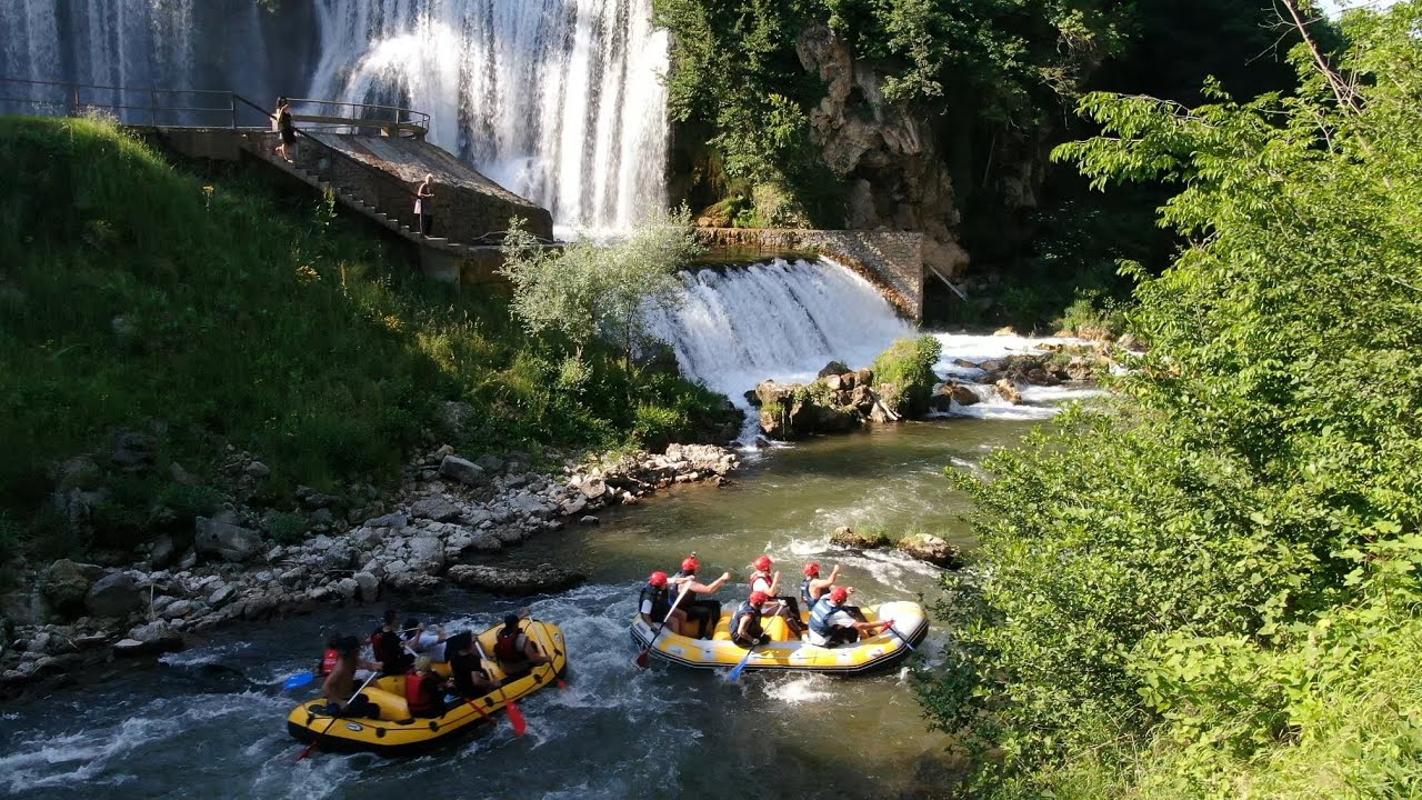 Eko-rafting regata na Vrbasu | Jajce 2021. - YouTube