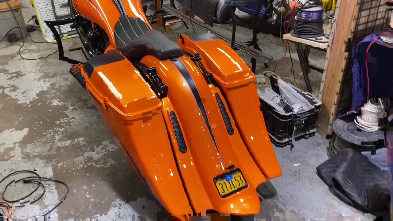 Full House at NVS Audio - YouTube