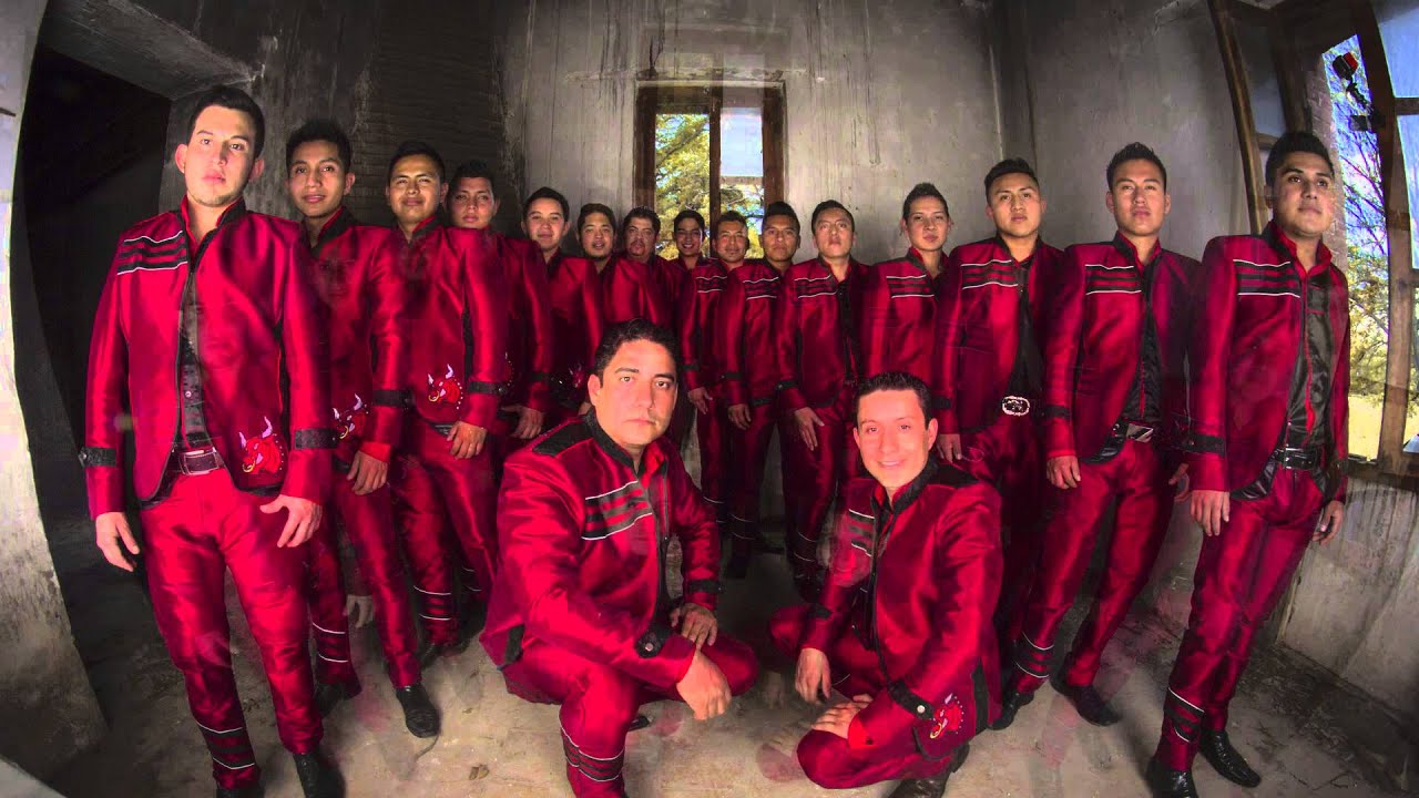 LA IMPONENTE BANDA BRAVA - DOS BOTELLAS - Autor: Mike Miramontes - YouTube