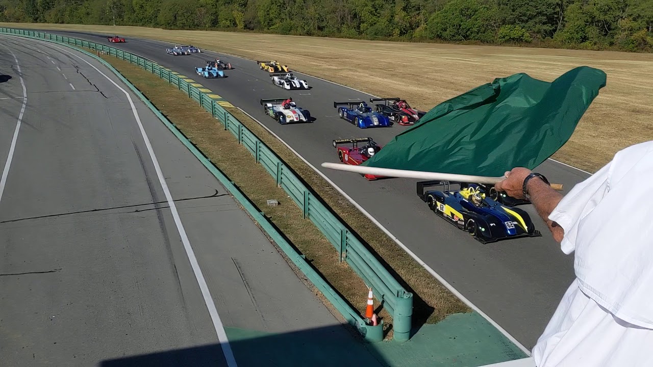 2019 SCCA Runoffs Prototype 1 P1 Race Start - YouTube