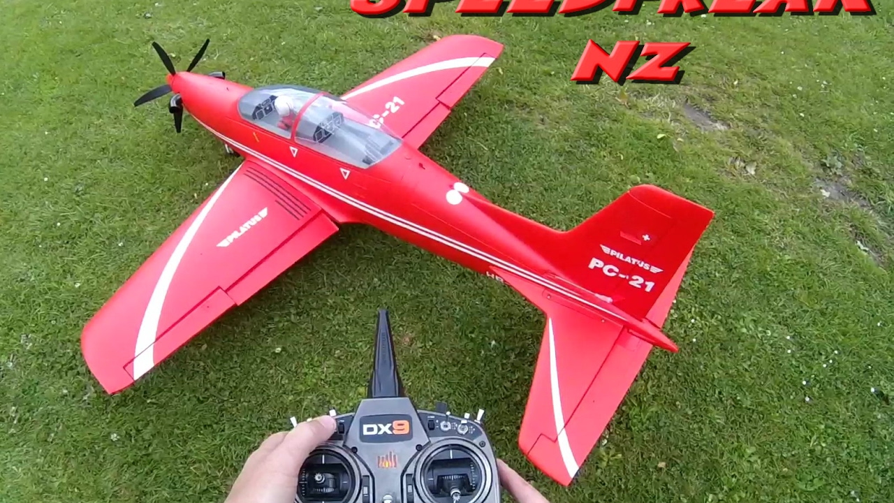 FMS 1100mm Pilatus PC-21 full flight. - YouTube