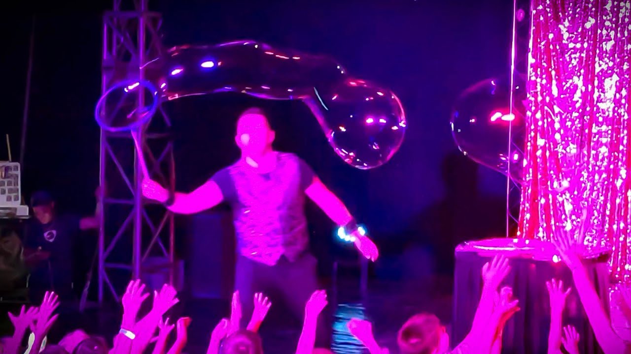 Soap Bubbles Circus Show | Circus Illusion Magician Show - YouTube