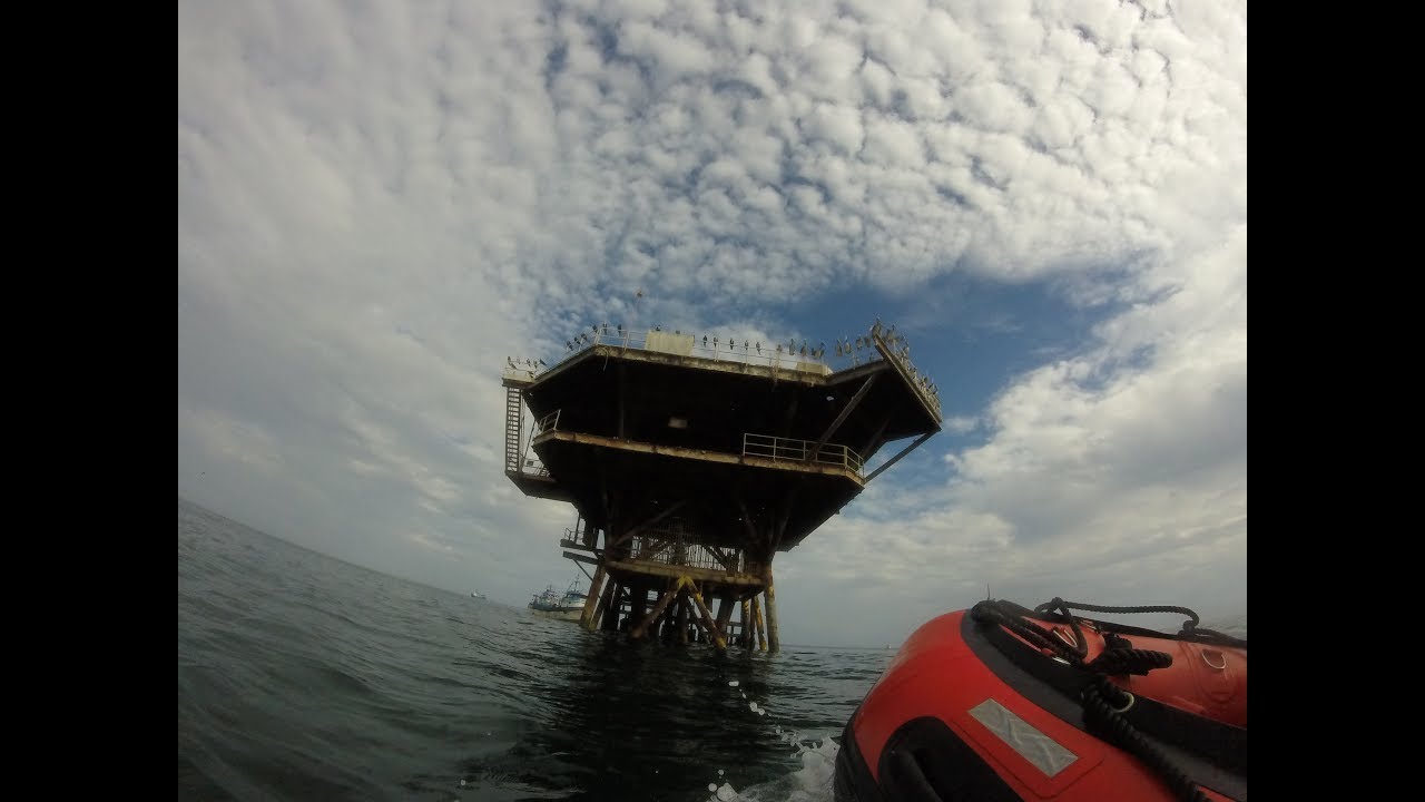 Oil Rig Dive Peru 2017 - YouTube