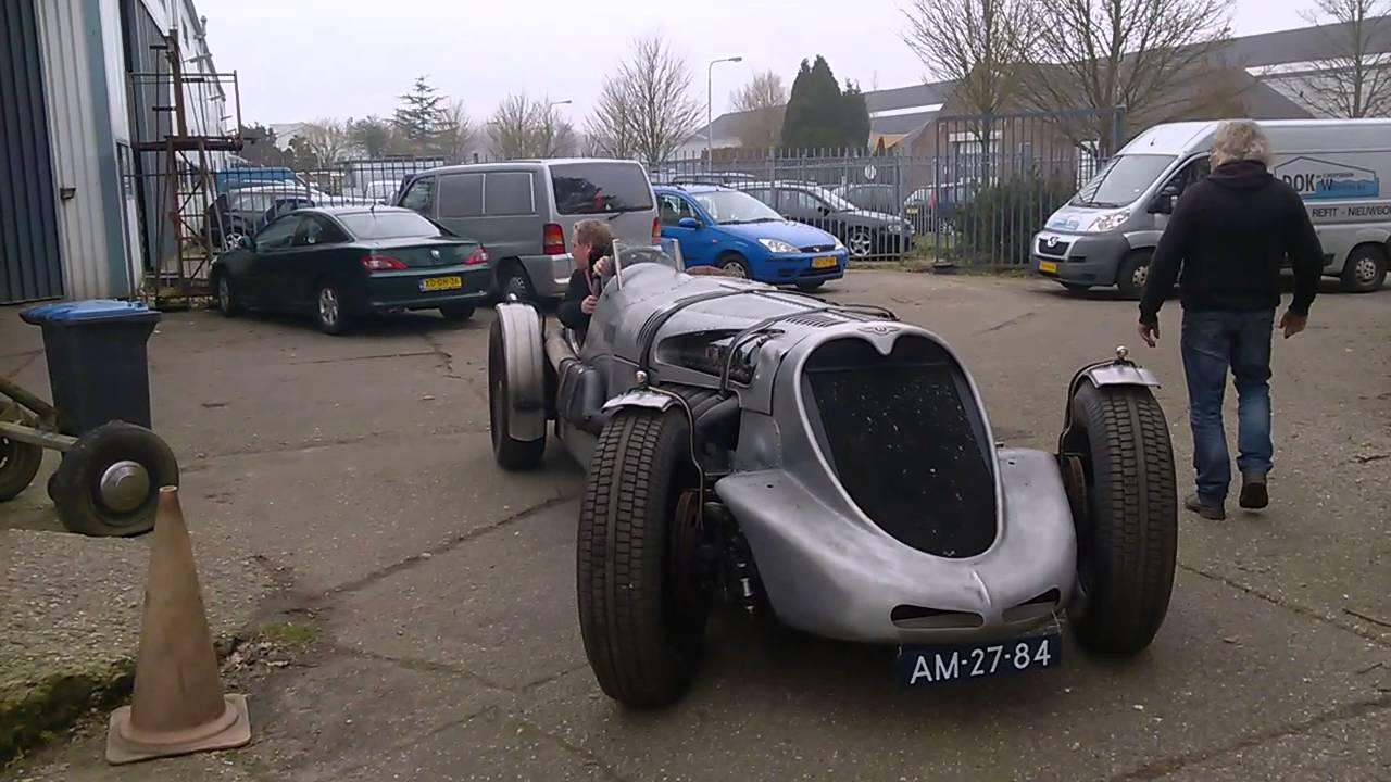 Bentley Merlin made in holland - YouTube