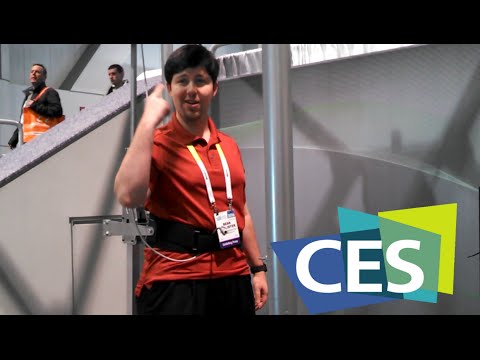 2016 CES - Infinadeck Clip 2 - Demonstration - YouTube