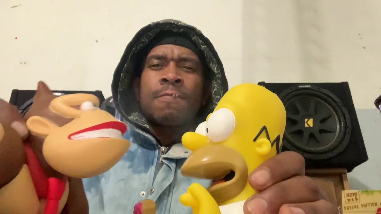 Homer Simpson and donkey Kong fight - YouTube
