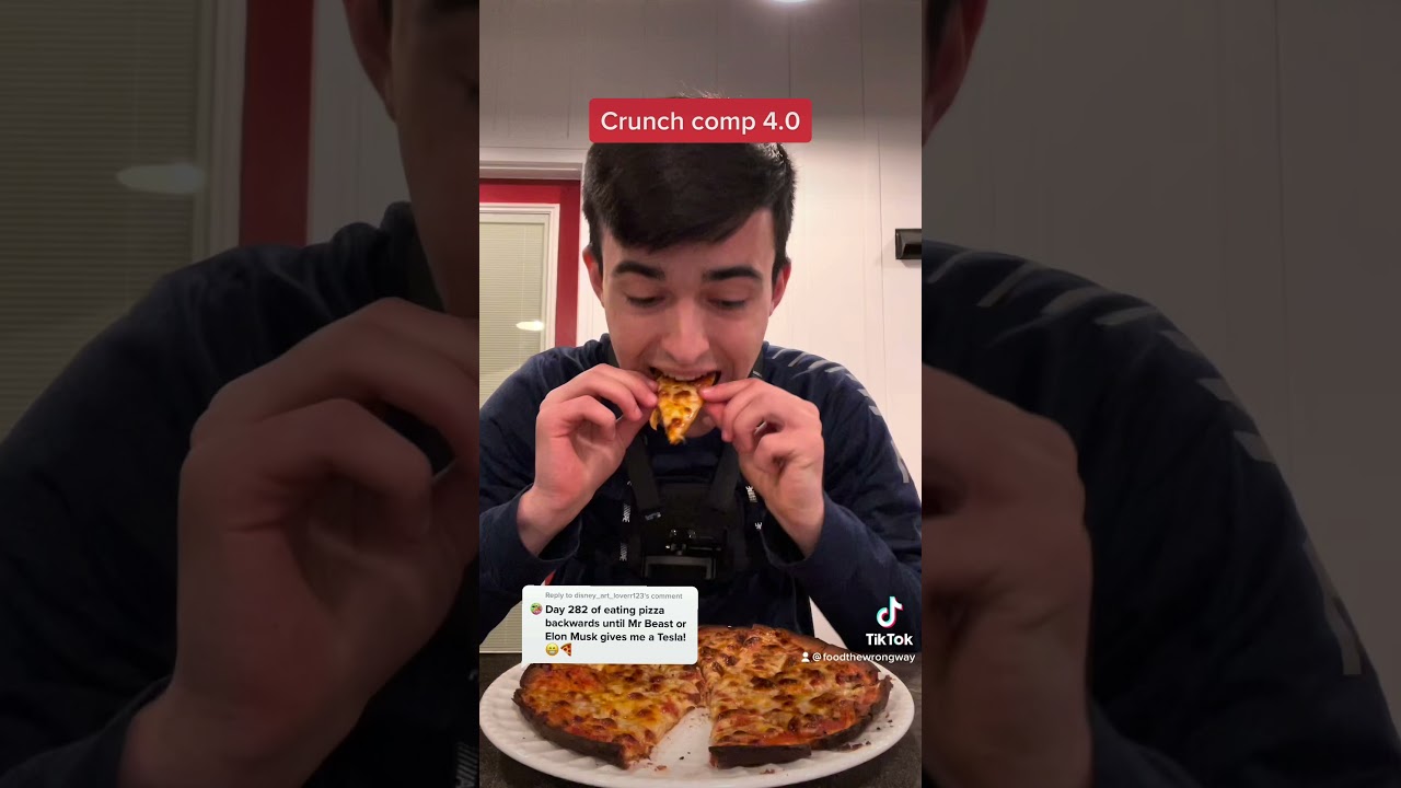 Eating pizza backwards day 282 - YouTube