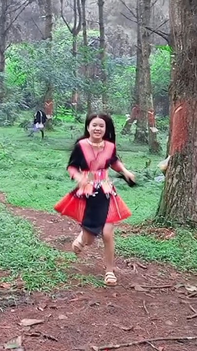 nkauj nyab dab plab nyuv #funny - YouTube