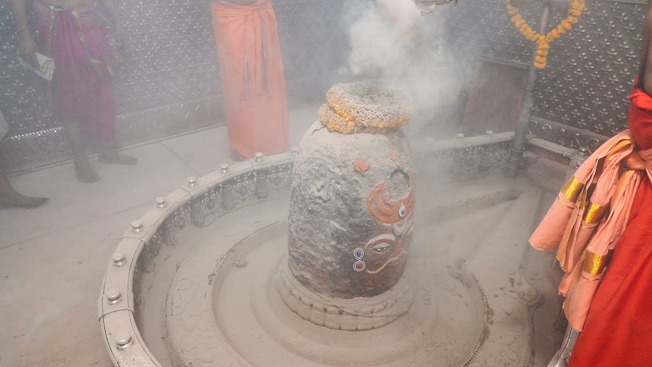 Mahakaleshwar Bhasmarti | Shrawan 2020 | Bhasma Aarti Status | Ujjain ...