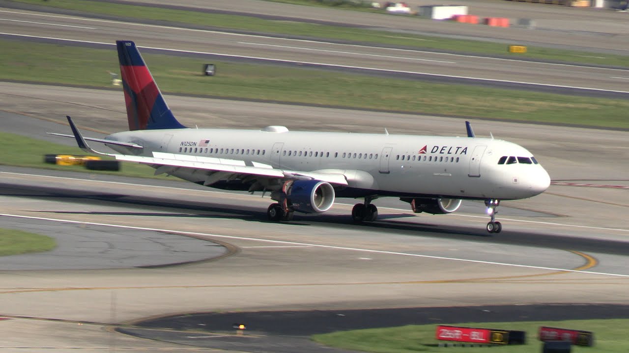 ATLANTA BUTTER LANDING: Delta Flight 569 | LGA-ATL | A321 | Lands on ...