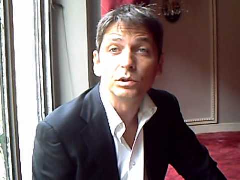Interview de Geoffroy Guerrier - YouTube