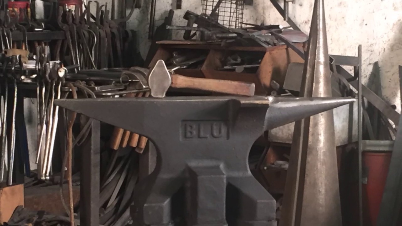 Blu Anvil 265 - Hand Tooling and Techniques - YouTube